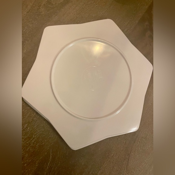 Disney | Other | Zak Designs Frozen Ii Elsa Anna Plates Set Of 2 | Poshmark